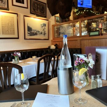 TWEEDS RESTAURANT & BUFFALO BAR - Updated December 2024 - 341 Photos ...