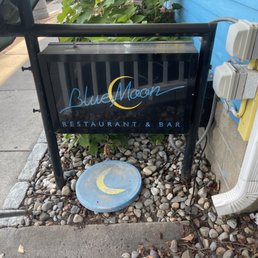 BLUE MOON - Updated December 2025 - 265 Photos & 387 Reviews - 35 ...