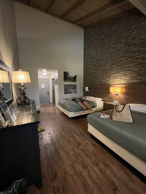 MO-RANCH - Updated September 2025 - 48 Photos & 19 Reviews - 2229 Fm ...