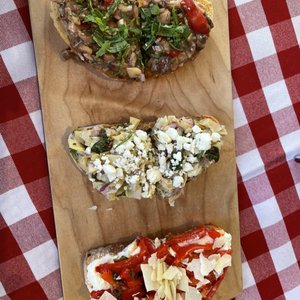 GRIMALDI’S PIZZERIA - 102 Photos & 94 Reviews - 11700 Domain Blvd ...