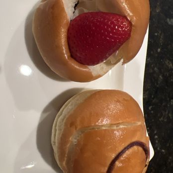 MAHOROBA JAPANESE BAKERY - Updated February 2025 - 1411 Photos & 1017 Reviews - 4900 Freeport ...