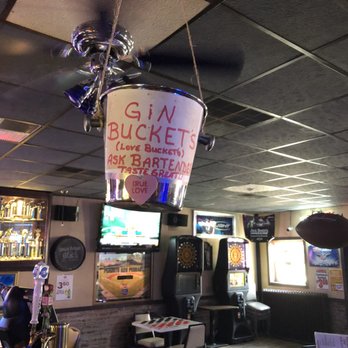 DAT BAR AT THE END ROW - Updated December 2025 - 24 Photos - 402 W Main ...