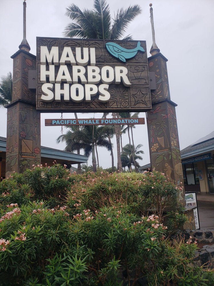 MAUI GIFT OUTLET - 12 Reviews - 300 Maalaea Rd, Wailuku, Hawaii - Gift ...
