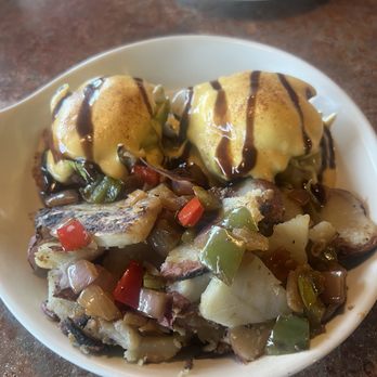 HUCKLEBERRY’S: BREAKFAST & LUNCH - Updated December 2025 - 320 Photos ...