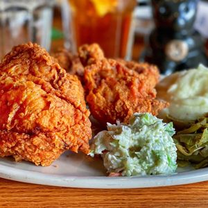 BLUE MOOSE BURGERS & WINGS - Updated December 2024 - 692 Photos & 1176 ...