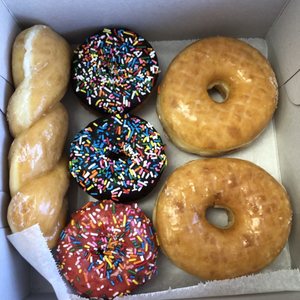 C & R FRESH FOODS - 301 Photos & 367 Reviews - Sandwiches - 140 S ...