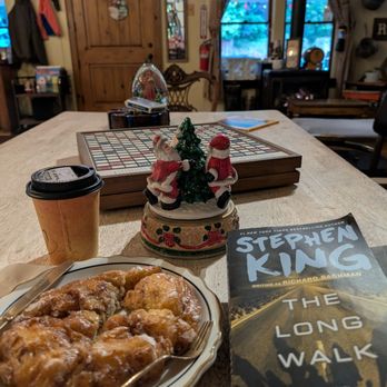 THE KYBURZ LODGE - Updated October 2025 - 54 Photos & 23 Reviews ...