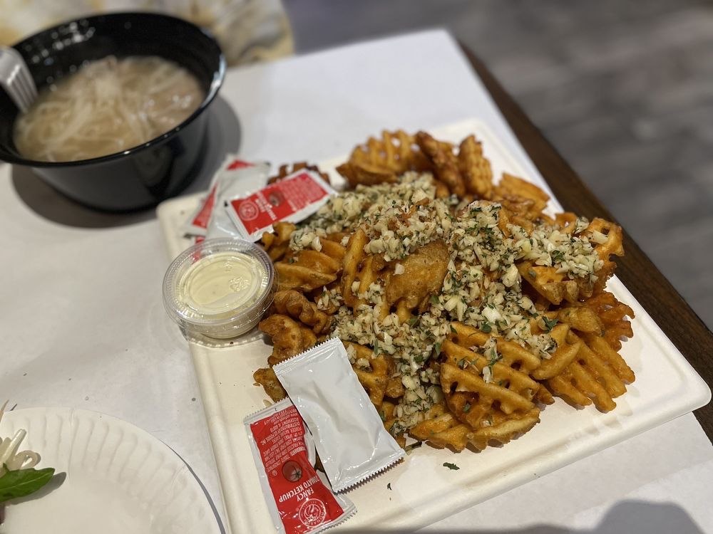 CRAWFISH NOODLE & GRILL - Updated July 2025 - 430 Photos & 491 Reviews ...