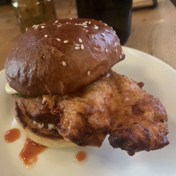 PADDOCK & WHISKY - Updated November 2024 - 193 Photos & 69 Reviews ...