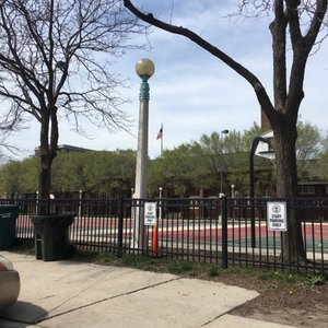 RACQUET CLUB OF CHICAGO - Updated August 2025 - 11 Photos - 1365 N ...