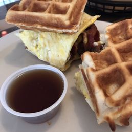 THE POUGHKEEPSIE GRIND - Updated July 2025 - 189 Photos & 266 Reviews ...