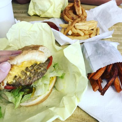 MYTIBURGER - 117 Photos & 218 Reviews - 2211 W 43rd St, Houston, Texas ...