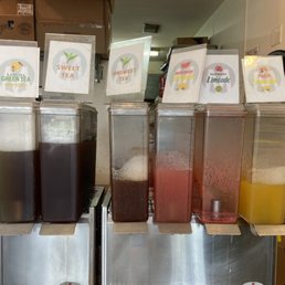 MOZZO DELI - Updated October 2025 - 66 Photos & 85 Reviews - 616 ...