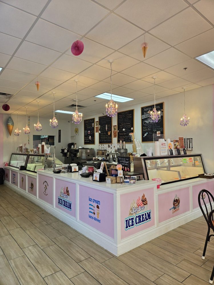 ROYAL PALM ICE CREAM - Updated July 2024 - 73 Photos & 33 Reviews ...