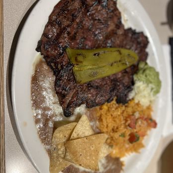 LAS FUENTES - Updated March 2025 - 1396 Photos & 2248 Reviews - 18415 ...