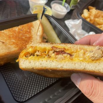 DUKES CAFE - Updated July 2024 - 107 Photos & 40 Reviews - 1149 N Gower ...