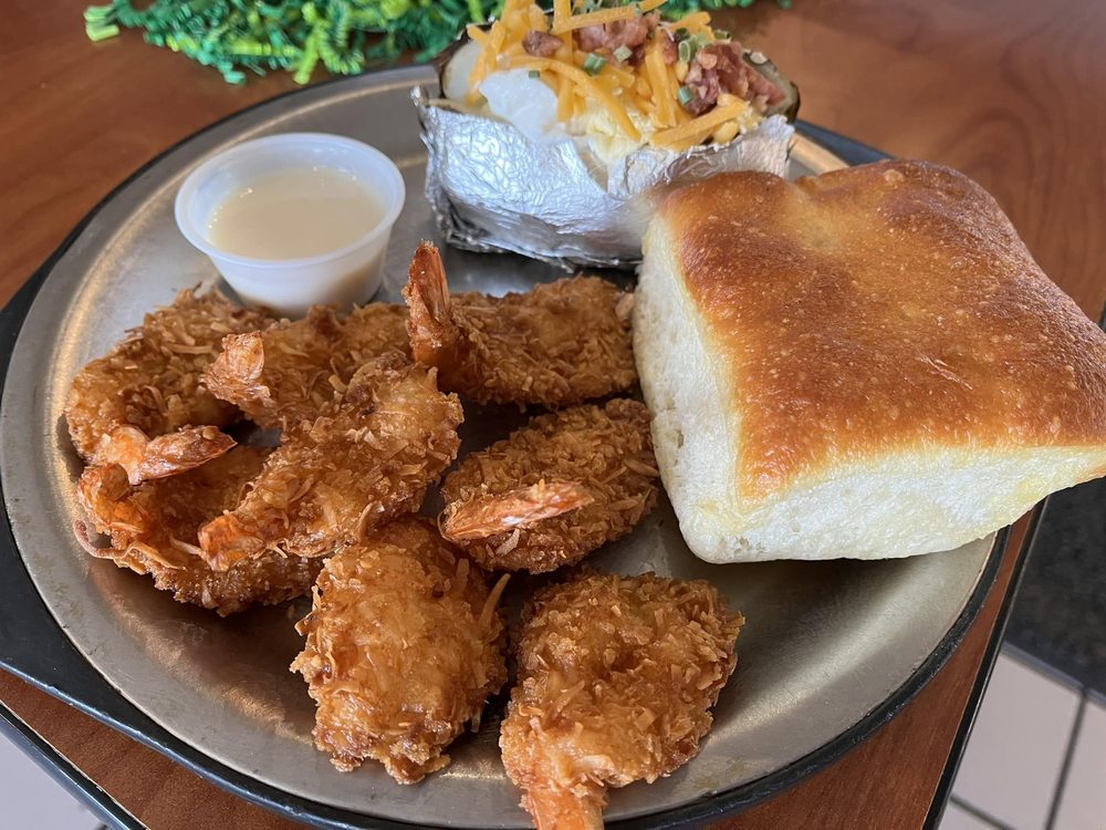 MAVERICK STEAKS & SPIRITS - Updated December 2025 - 53 Photos & 38 ...