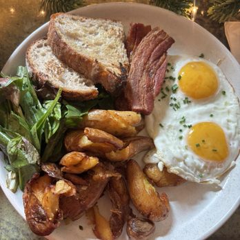 CAFÉ MAUD - Updated January 2026 - 228 Photos & 109 Reviews - 132 2nd ...