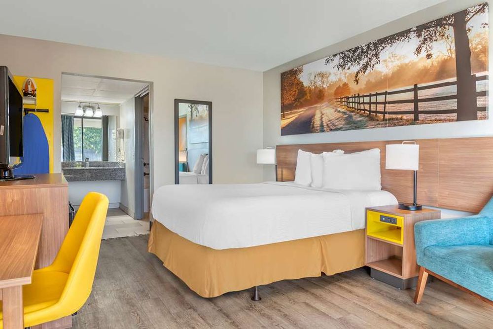 DAYS INN & SUITES BY WYNDHAM ROCKY MOUNT GOLDEN EAST - Updated December ...