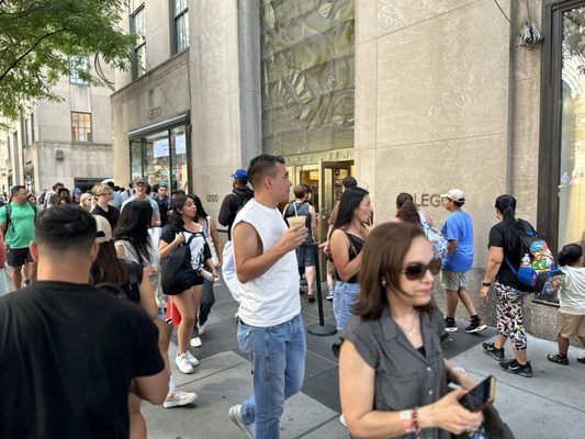 LEGO - Updated January 2026 - 1254 Photos & 257 Reviews - 636 Fifth Ave ...