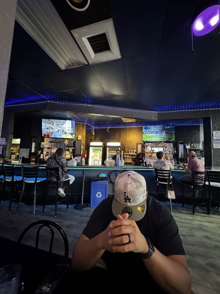 BREAKROOM - Updated October 2025 - 51 Photos - 197 Sand Island Access ...