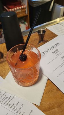 HAPPY APPLE INN - Updated November 2025 - 82 Photos & 114 Reviews - 29 ...