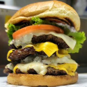 CROW’S BURGERS - Updated July 2024 - 14 Photos & 56 Reviews - 2302 S ...