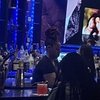 PLUM RESTAURANT AND LOUNGE - Updated January 2025 - 94 Photos & 54 ...