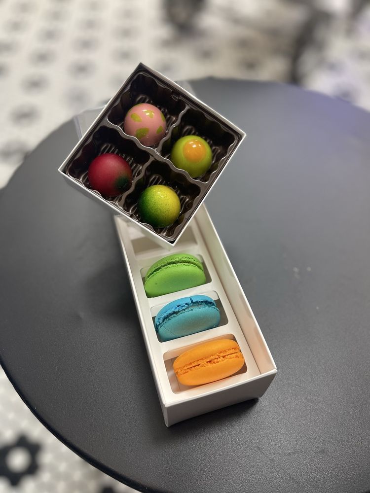 SWEET GRAFFITI - Updated December 2025 - 71 Photos - 51 W 32nd St, New ...