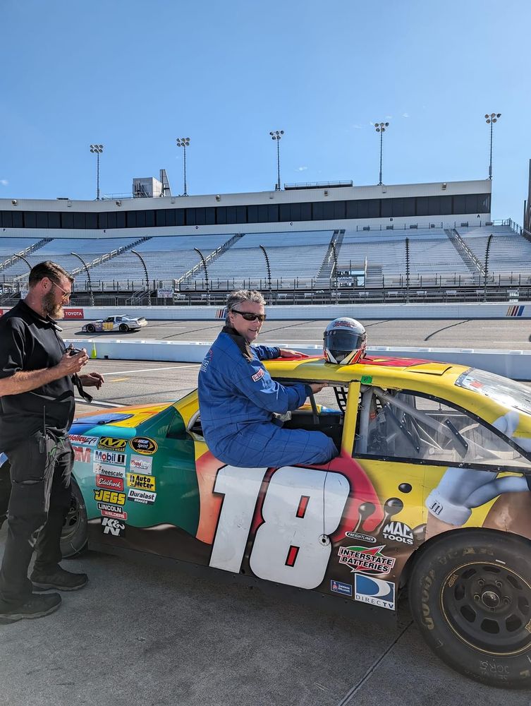 RUSTY WALLACE RACING EXPERIENCE- RICHMOND INTERNATIONAL RACEWAY ...
