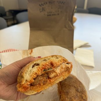 THE LAST ROUND TAVERN - Updated June 2024 - 218 Photos & 148 Reviews ...