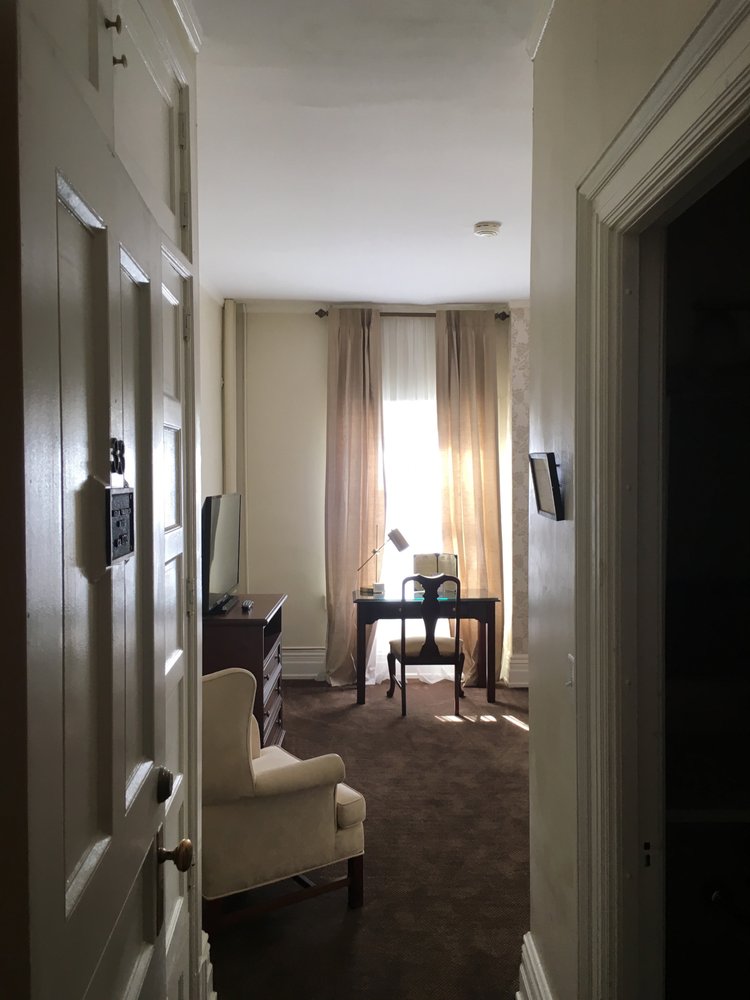 ANTHONY CINQUE INTERIORS - Updated December 2025 - 10 Photos - Albany ...