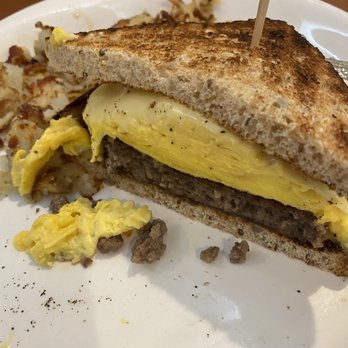 SHORE DINER - Updated August 2025 - 135 Photos & 192 Reviews - 6710 ...