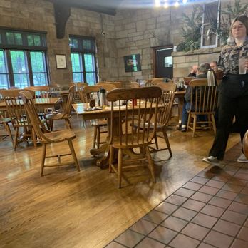 BENNETT SPRINGS STATE PARK DINING LODGE - Updated December 2025 - 14 ...
