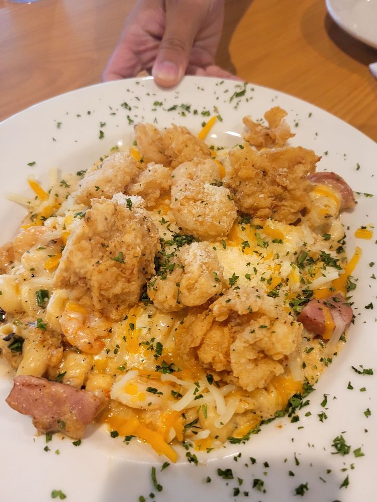 THE BAYOU KITCHEN - Updated July 2025 - 15 Photos - 115 E 1st St ...