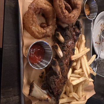 BURNT SMOKEHOUSE & BAR - Updated December 2024 - 40 Photos & 45 Reviews ...