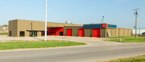 ON THE ROAD GARAGE - Updated October 2025 - 20 Photos - 1500 N Loop 12 ...
