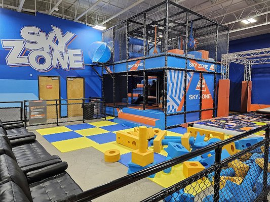 SKY ZONE TRAMPOLINE PARK - Updated December 2025 - 77 Photos & 28 Reviews - 2990 NE Hogan Dr ...