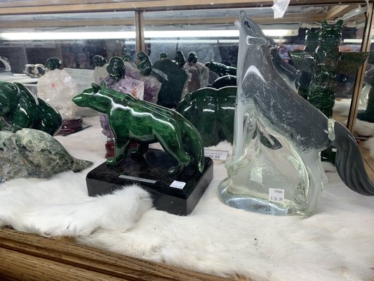 CASCADE GIFTS - Updated December 2025 - 14 Photos - 131 Banff Avenue ...