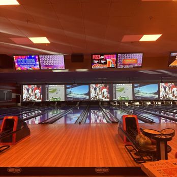 BOWLERO RALEIGH - Updated December 2025 - 22 Photos & 15 Reviews - 5501 ...