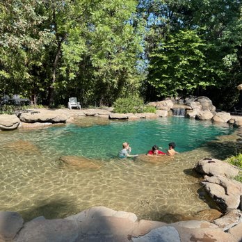 LAZY Z RESORT - Updated December 2025 - 134 Photos & 68 Reviews - 22732 ...