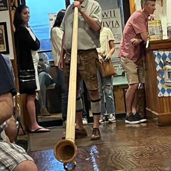 SCHNITZEL PLATZ - Updated October 2024 - 368 Photos & 397 Reviews - 729 ...