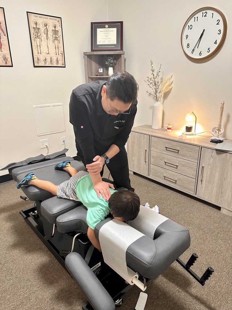 DR KWUN MAN SIMON YU CHIROPRACTIC - Updated January 2026 - 24 Photos ...