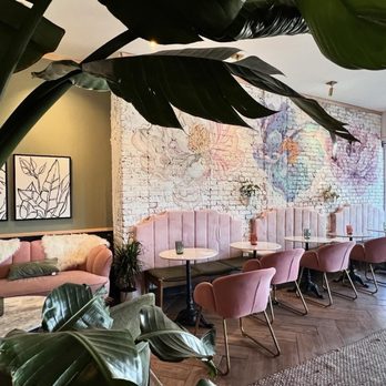 HELLO DARLING - Updated April 2025 - 34 Photos & 14 Reviews - 3484 W ...