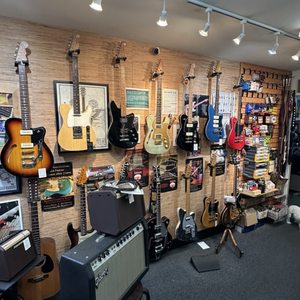 GRYPHON STRINGED INSTRUMENTS - Updated January 2026 - 29 Photos & 235 ...