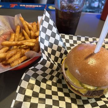 HIDDEN SPOT - SOUTH SAN FRANCISCO - Updated August 2024 - 899 Photos ...