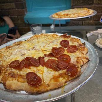 ZION PIZZA & NOODLE - Updated September 2024 - 820 Photos & 1172 ...