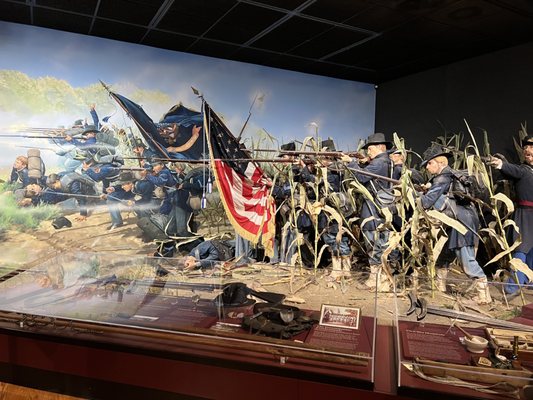 WISCONSIN VETERANS MUSEUM - Updated July 2024 - 79 Photos & 28 Reviews ...