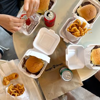 BURGER DROPS - 215 Photos & 92 Reviews - 116 Atlantic Avenue, Toronto ...