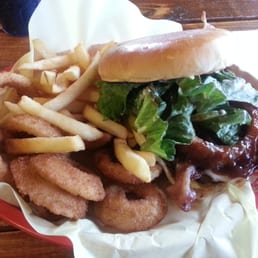 CHUNKY’S BURGERS - 243 Photos & 268 Reviews - Burgers - 4602 Callaghan ...